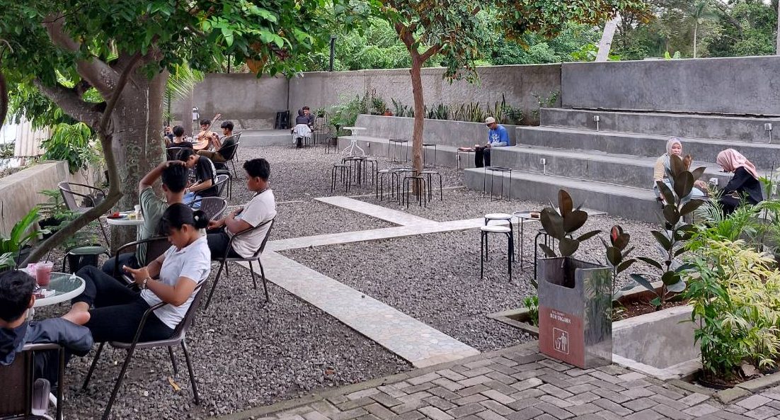 Niskala, Hidden Cafe di Tangerang dengan View Situ Cipondoh - About Tangerang